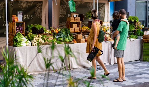 Flow Grocer | Convenient, Fresh, Everyday Essentials & Grocery in Miami Worldcenter