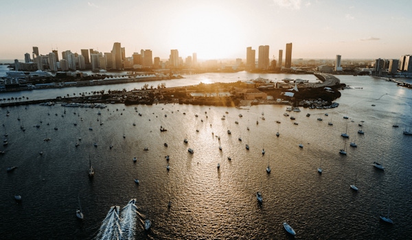 Flow House Miami Worldcenter | Experience Miami